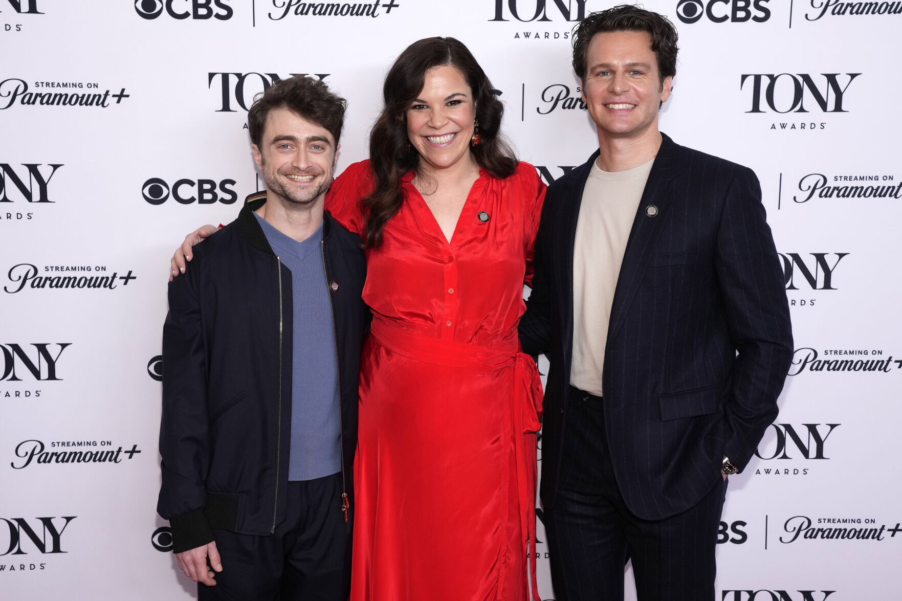 Jonathan Groff sports flower-adorned suit at 2024 Met Gala; Esquire and ...