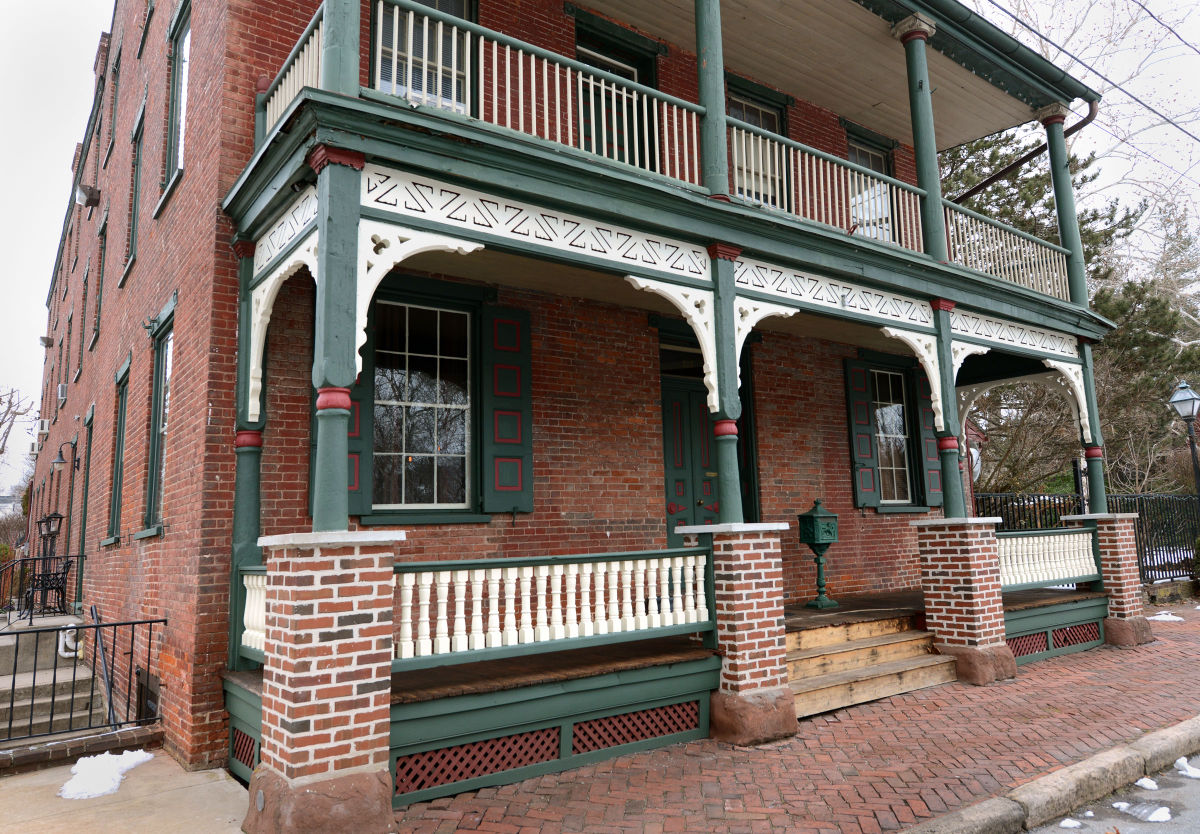 Railroad House Inn reopens restaurant in Marietta | Local Business ...