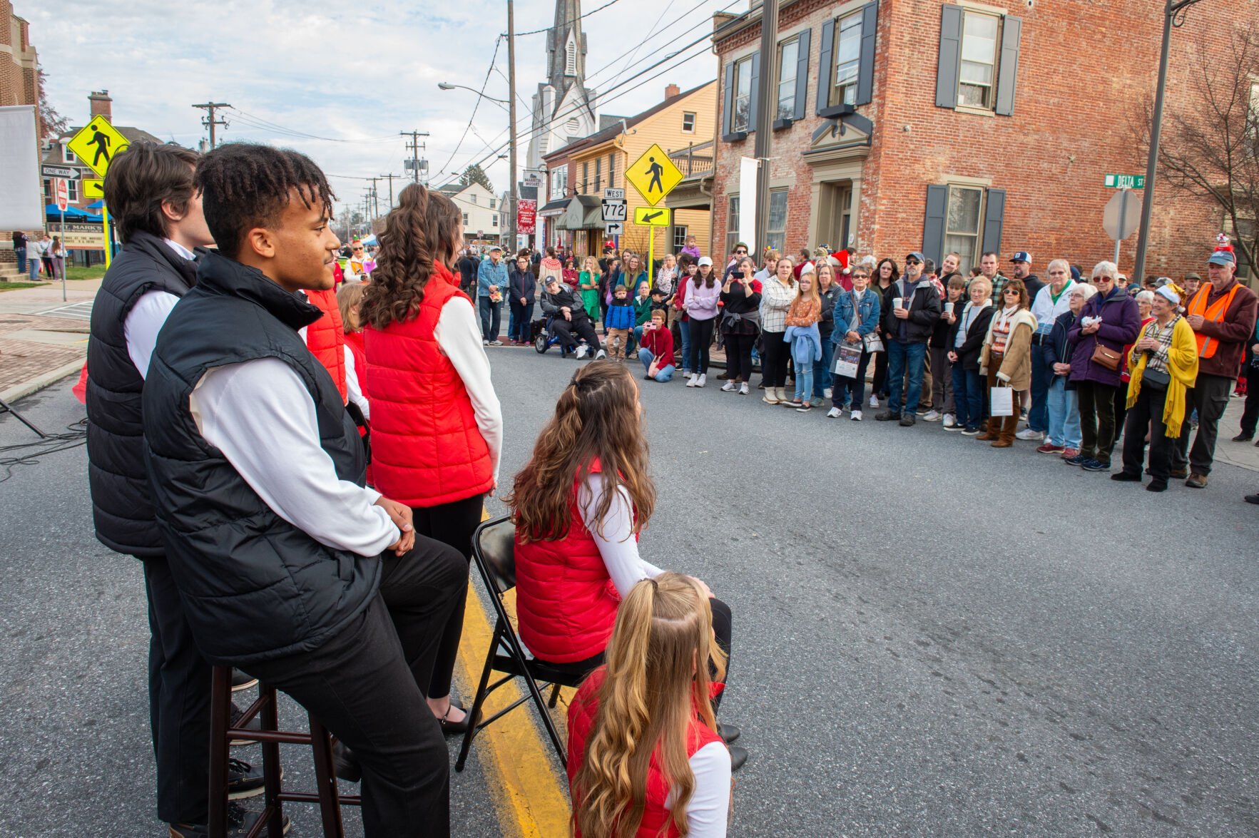 Season of (Mount) Joy at 25th Winterfest [photos] | Entertainment ...