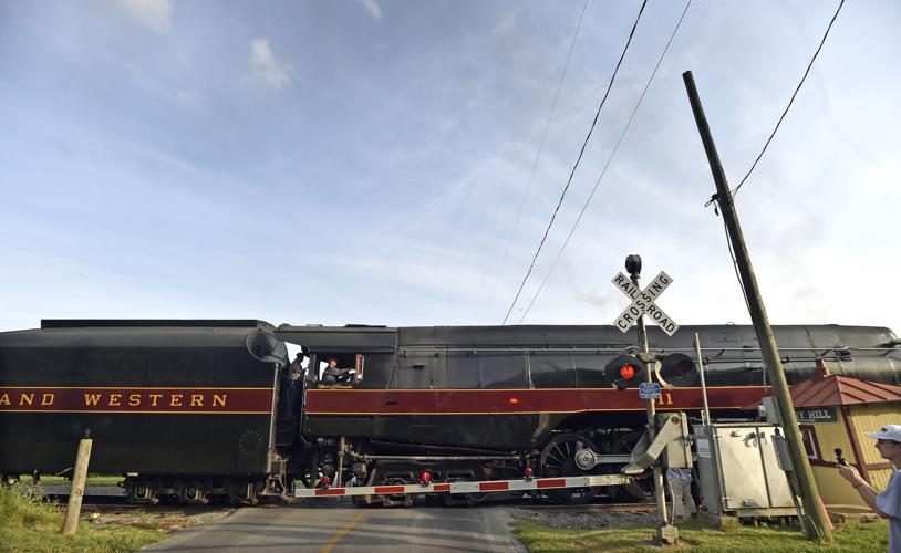 Massive N&W 611 train made its way to Strasburg Rail Road [photos ...