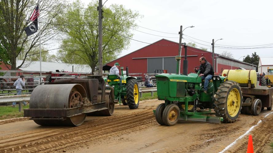 Rough and Tumble Engineers Historical Association hosts tractor pull in ...