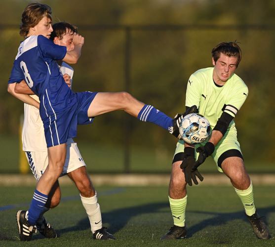 Elizabethtown vs. Lampeter-Strasburg - L-L League boys soccer [photos ...