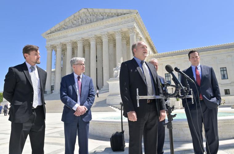 Supreme Court justices pose tough questions to both sides in Gerald ...
