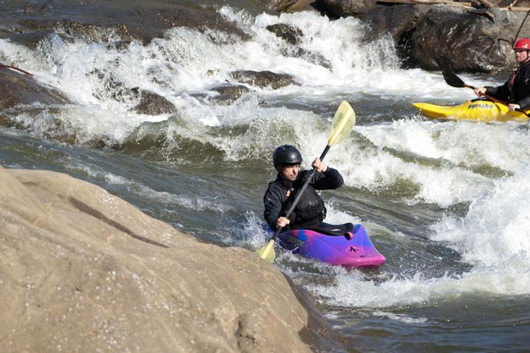 Participants shoot the rapids during Holtwood Whitewater Rodeo [photos ...