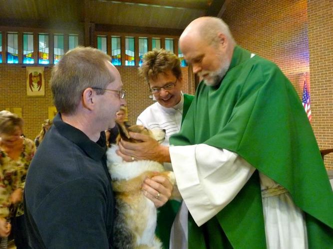 Family, community mourn priest killed in bicycle's crash with car ...