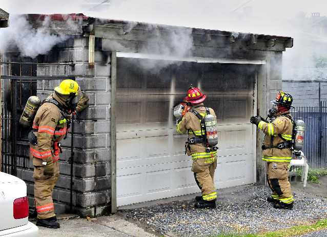 Car, garage destroyed in fire | News | lancasteronline.com
