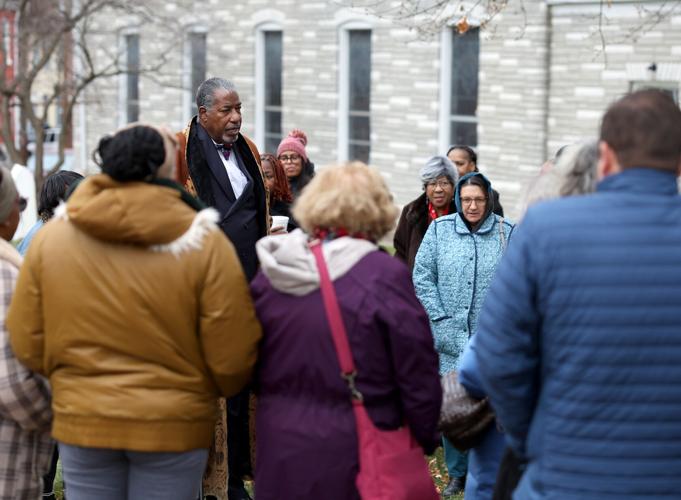 Living the Experience - 25th anniversary [photos] | History ...