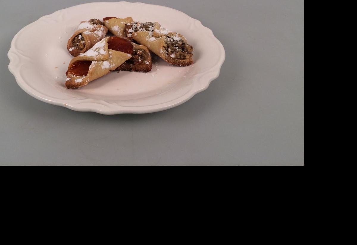 The Press Table: Grammy's Hungarian kiffles are a labor of love | Food ...