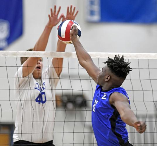 Elizabethtown outlasts Cocalico 3-2 for solo second place in L-L League ...
