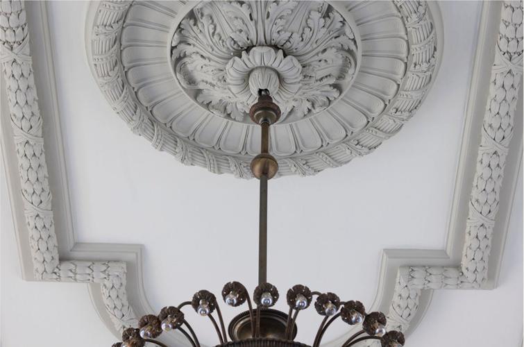 Acanthus leaves found in Lancaster design [photos] | | lancasteronline.com