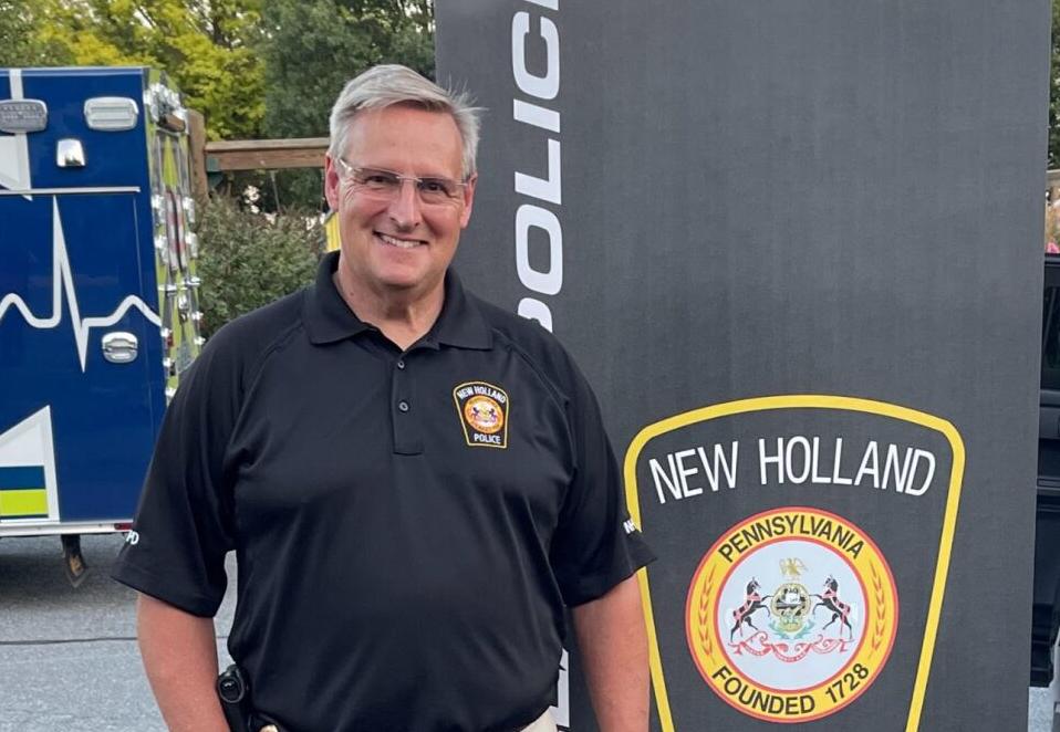New Holland Borough community recognizes retiring police chief ...