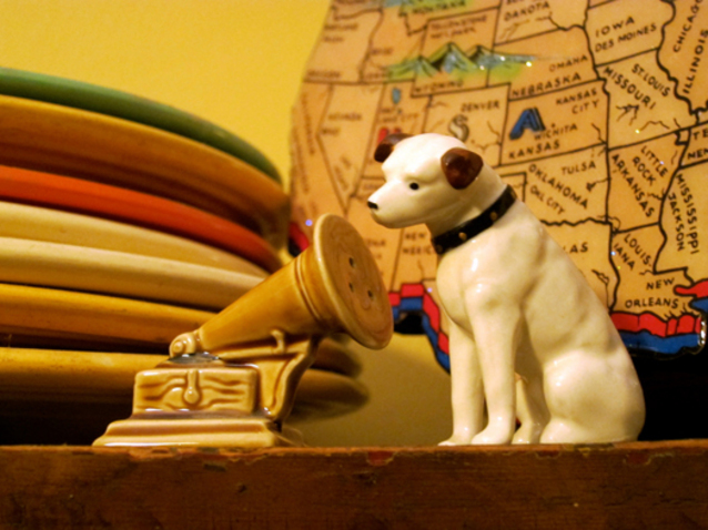 Gail Anderson: Design that pops, collections that inspire ...