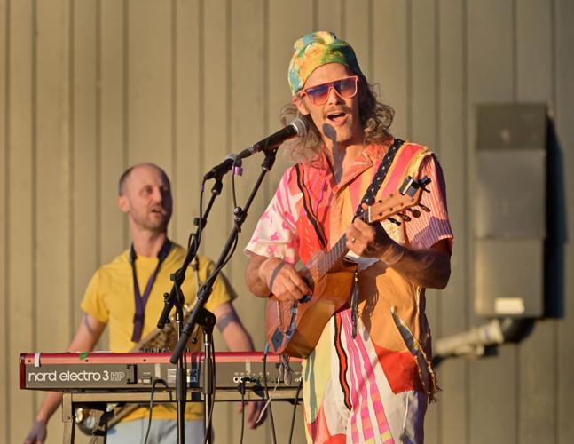 David Wax Museum performs at Long's Park Summer Music Series [photos ...