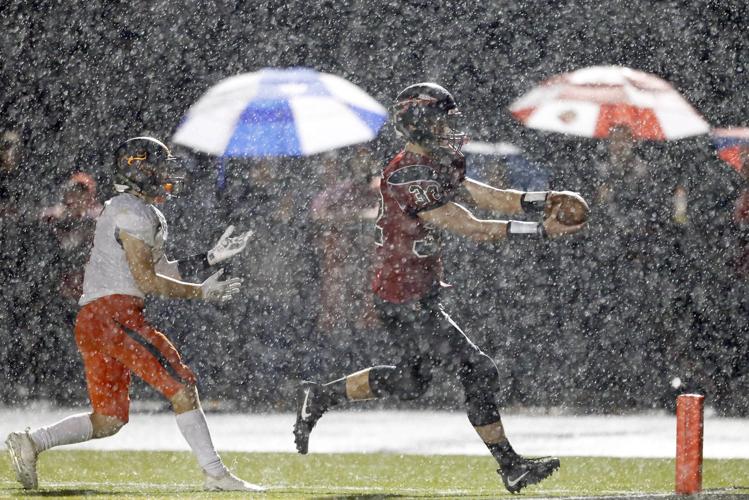 31 years after father played in Big 33, Warwick tight end Hayden Rucci ...