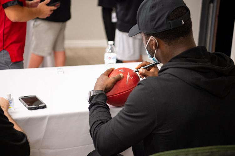 Michael Vick appearance at Red Rose Sports Cards | Local News ...