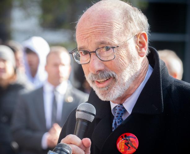 Statue of Barney Ewell dedicated in Lancaster City plaza [photos ...