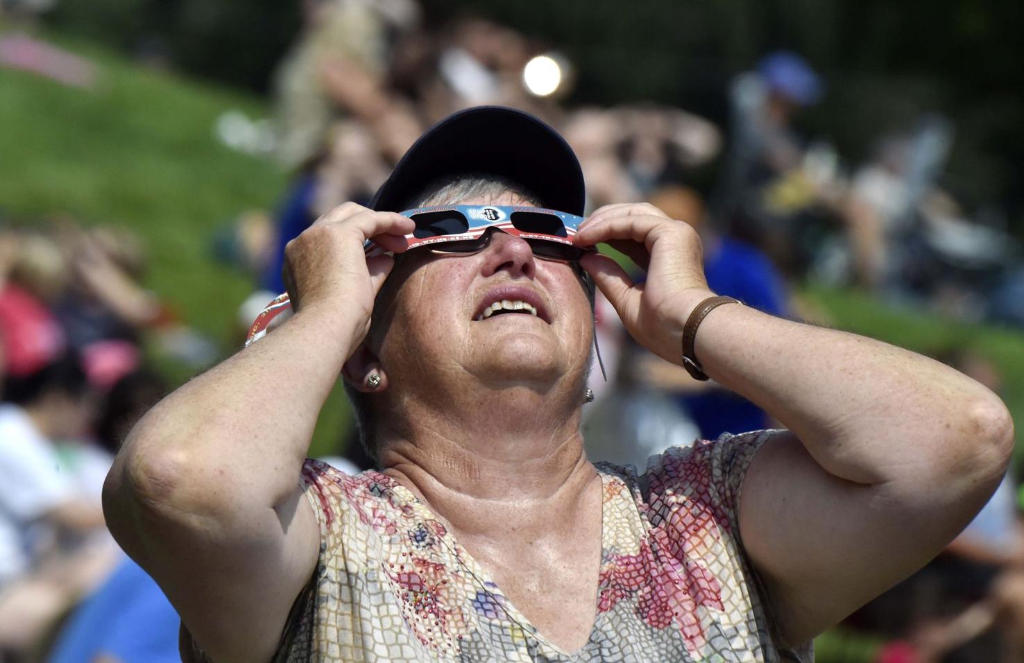 Fake Solar Eclipse Glasses Reported Heres How To Gauge The Real Thing Local News