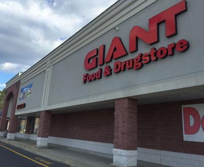 Giant drops one-way aisles in supermarkets, cites slower shopping ...