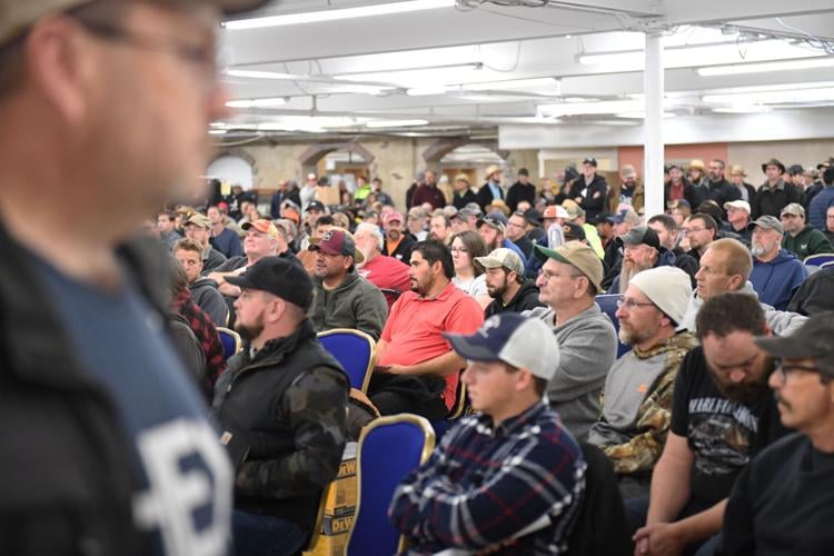 Black Friday sale at Pa. Auction Center [photos] | | lancasteronline.com