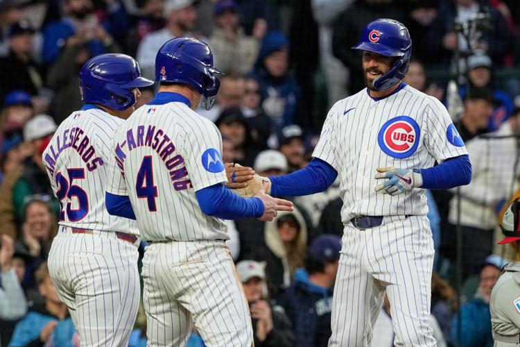 Rea and Swanson help the Cubs beat the slumping Phillies 5-1 for their ...