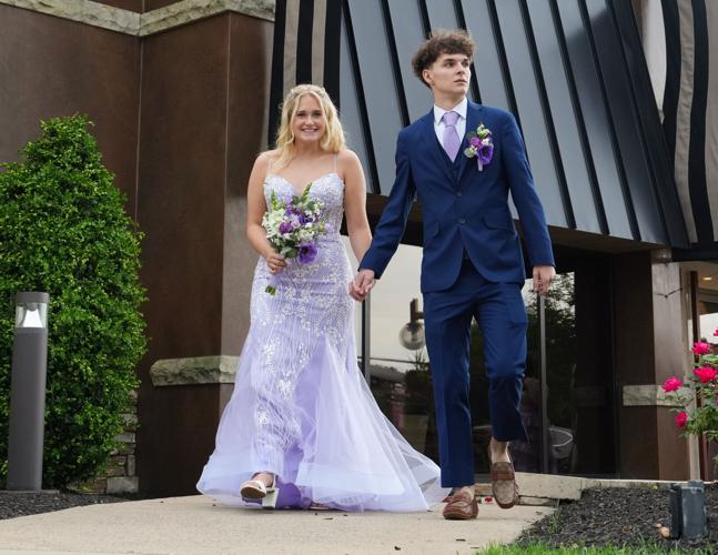 Penn Manor parties it up at 2024 prom [photos] | Local News ...