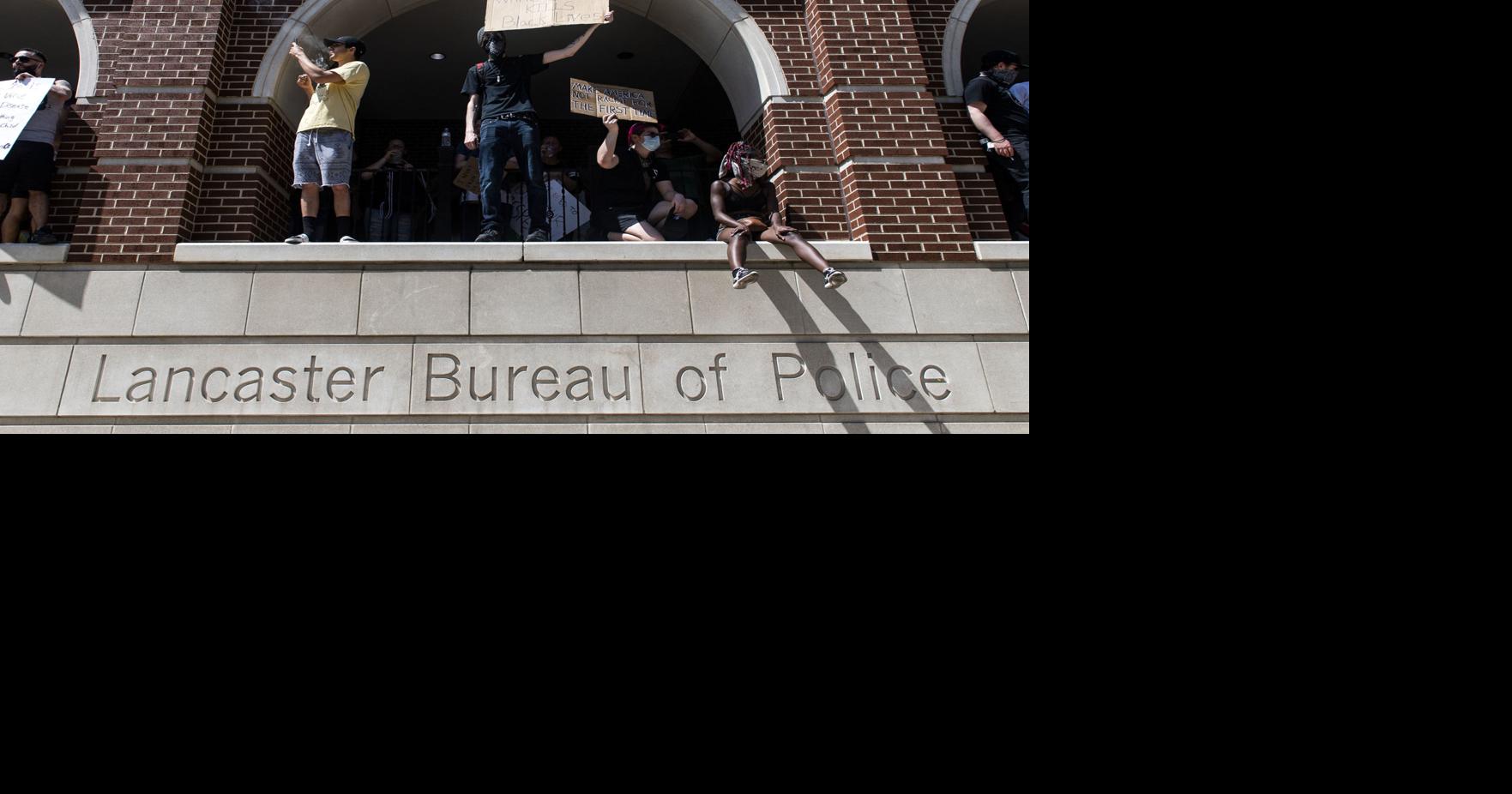 Group calls for 5 a.m. protest on Sunday after 3 demonstrators were ...