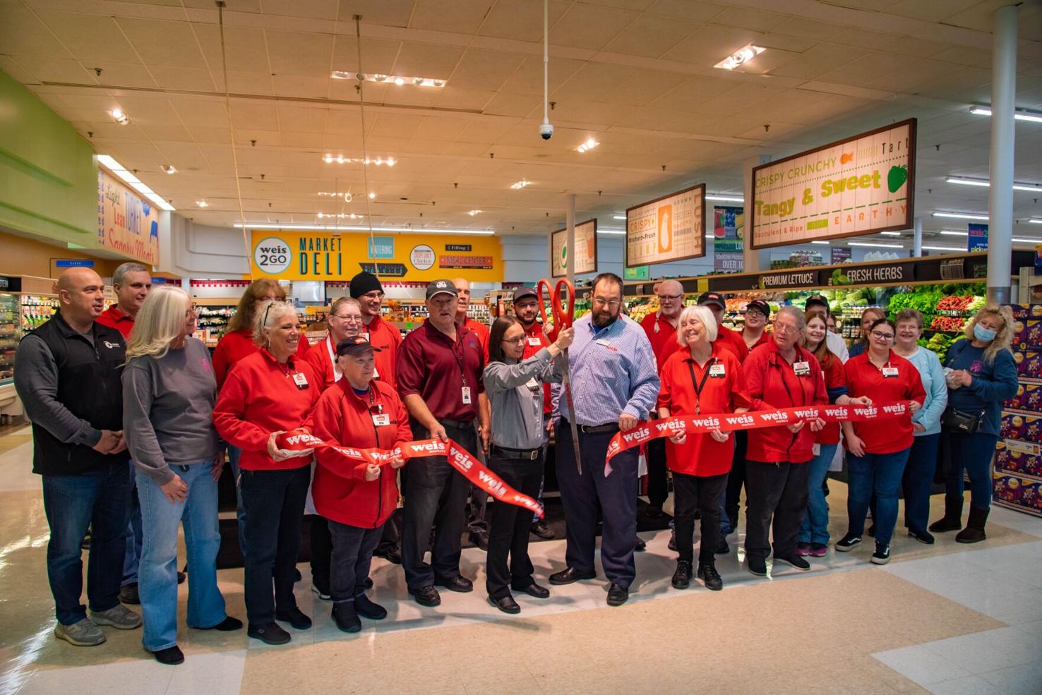 Weis Markets remodels store in Mount Joy, adding new décor, updating ...