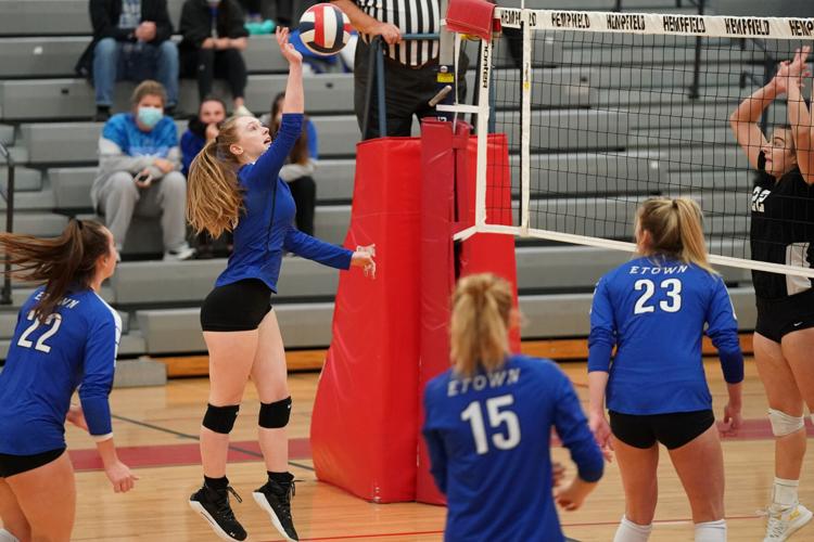 Girls volleyball: Hempfield beats Elizabethtown to reach district final ...