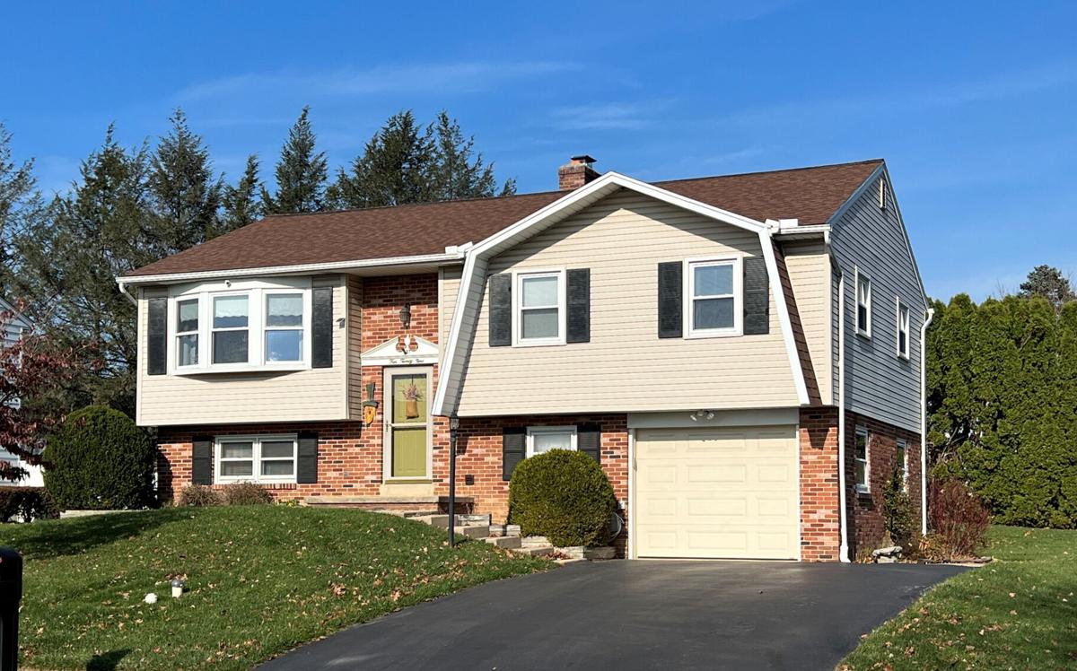 Bi-level, split-level homes offered hybrid design in Lancaster from ...