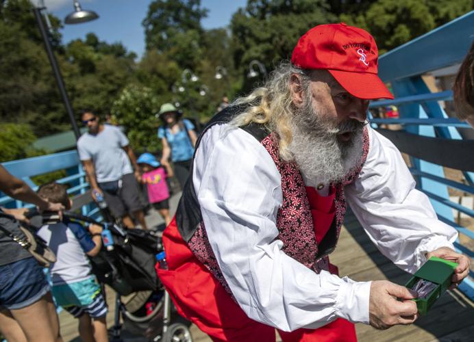 Santas take over Dutch Wonderland during 7th annual Santa Gathering ...