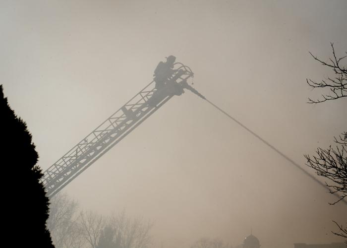 Scenes from the fire at Hershey Farm Restaurant & Inn in Ronks [photos ...