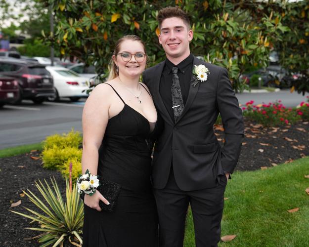 Penn Manor parties it up at 2024 prom [photos] | Local News ...