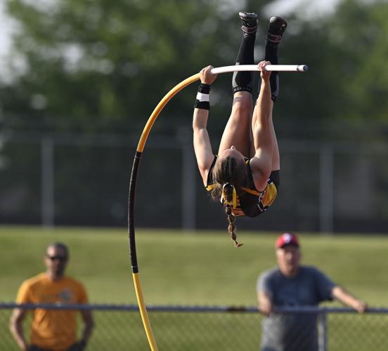L-L League track and field championships - Day 1 [photos] | High School ...