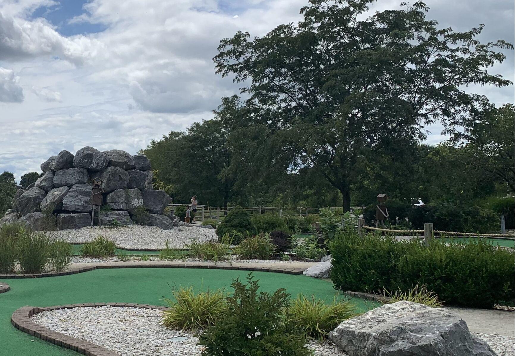 10 mini golf courses in, near Lancaster County where you can putt ...