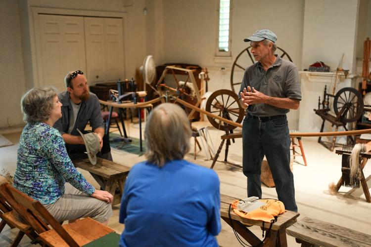 Flax 101 class [photos] | | lancasteronline.com
