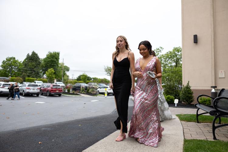Penn Manor parties it up at 2025 prom [photos] | Local News ...
