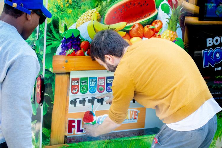 Kona Ice relieves tax day stress with shaved ice giveaway [photos ...