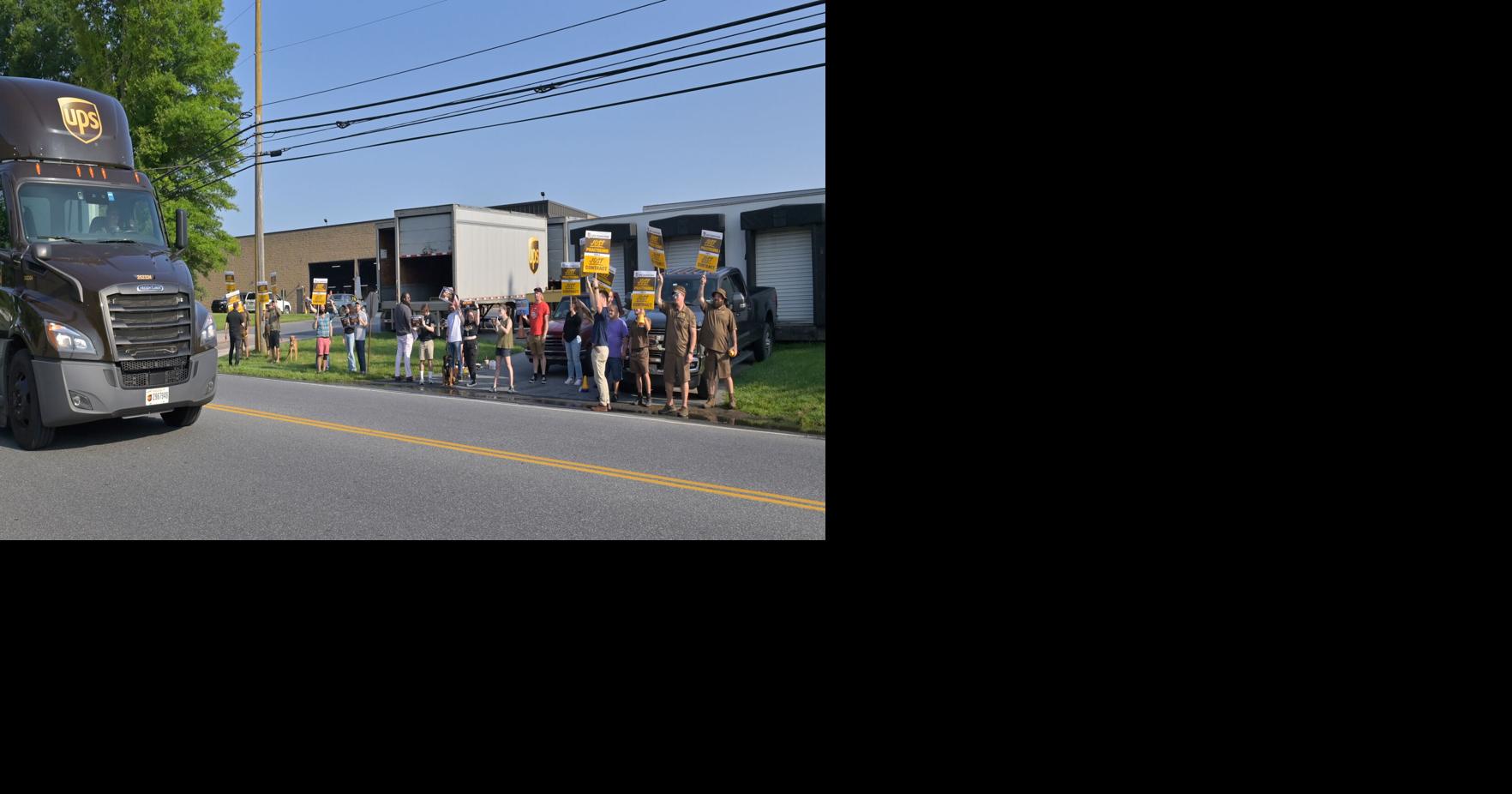 Teamsters Local 771 holds ‘practice picketing’ at UPS [photos] | Local ...