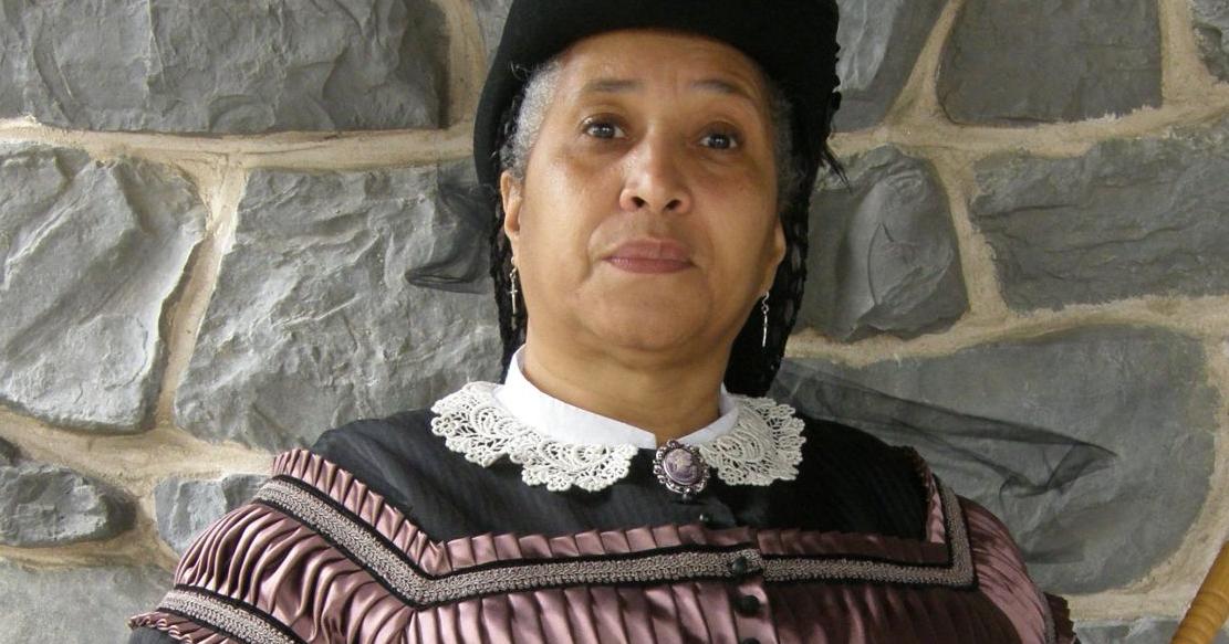 Amish Experience adds magic lantern show, bus tour on Lancaster County ...