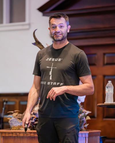 Alaskan hunting guide shares stories of adventures at Manheim church ...