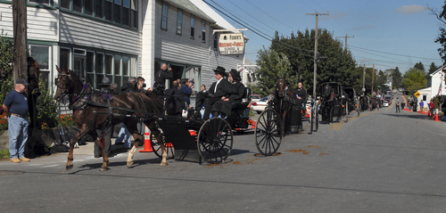 Victims of Amish schoolhouse shooting laid to rest | News ...