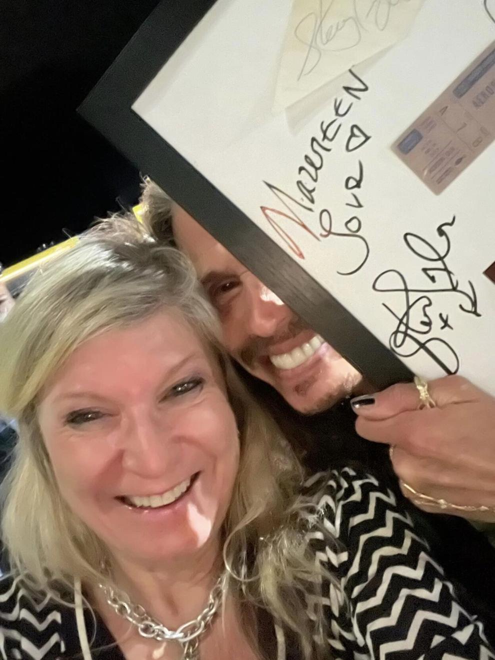 Aerosmith lead singer Steven Tyler spotted in Lititz store Tuesday ...