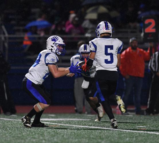 Elizabethtown vs. Garden Spot - L-L League Week 9 football [photos ...