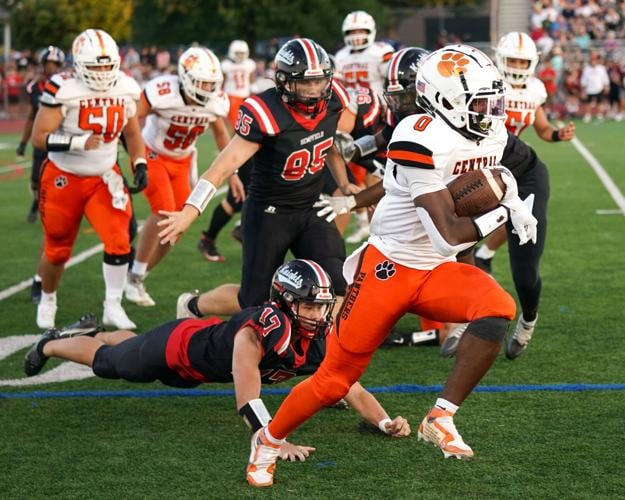 Late pick-6 is game-changer for Central York as Panthers edge Hempfield ...
