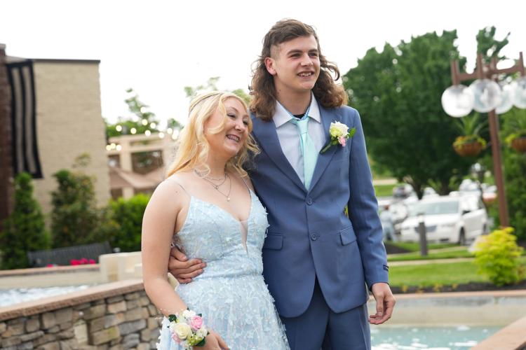 Penn Manor parties it up at 2024 prom [photos] | Local News ...