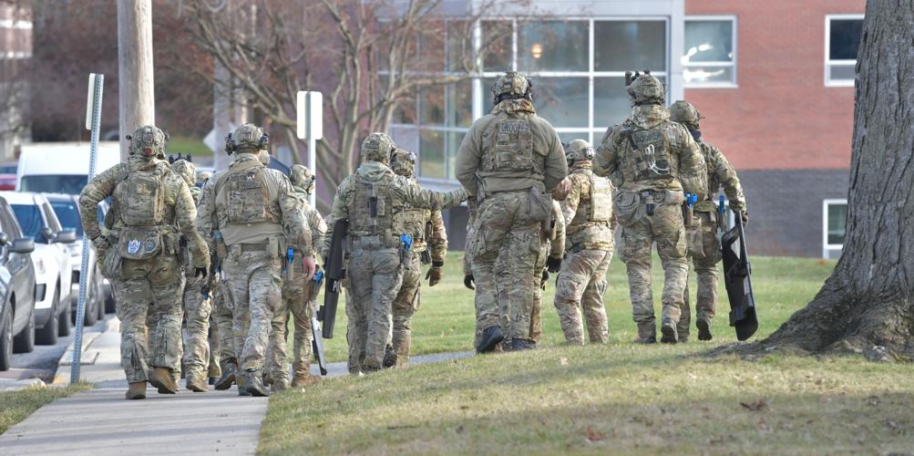 Pennsylvania State Police SERT Team trains on the MU Campus [photos ...