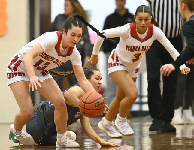 Garden Spot vs. Pequea Valley - L-L League girls basketball [photos ...