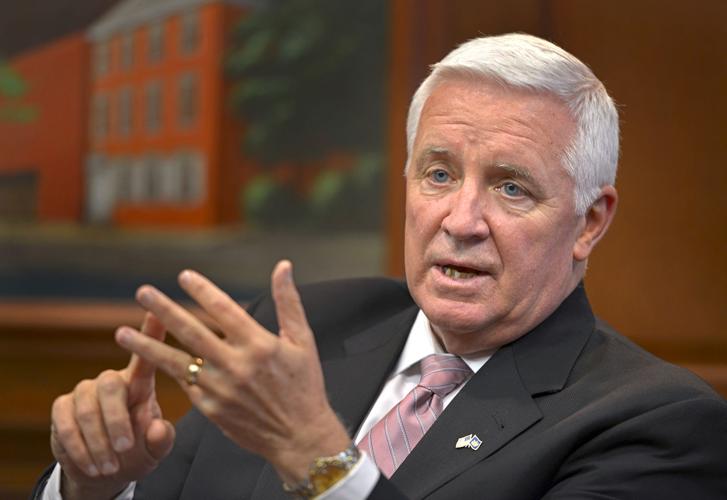 REPLAY: Gov. Tom Corbett meets with LNP reporters and editors | Local ...
