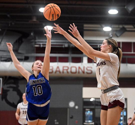 Lampeter-Strasburg girls hold off Manheim Central, gain sole possession ...