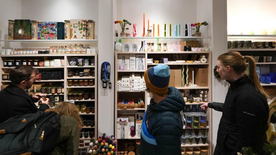 Lancaster Shops Late [photos] | Local News | lancasteronline.com